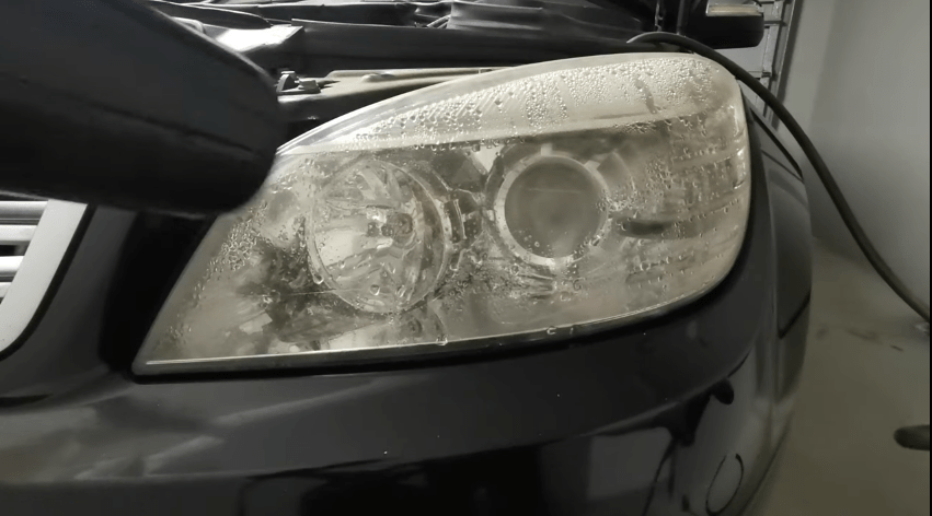 How to get condensation out of headlights : Step by Step Guide! - Jeep ...